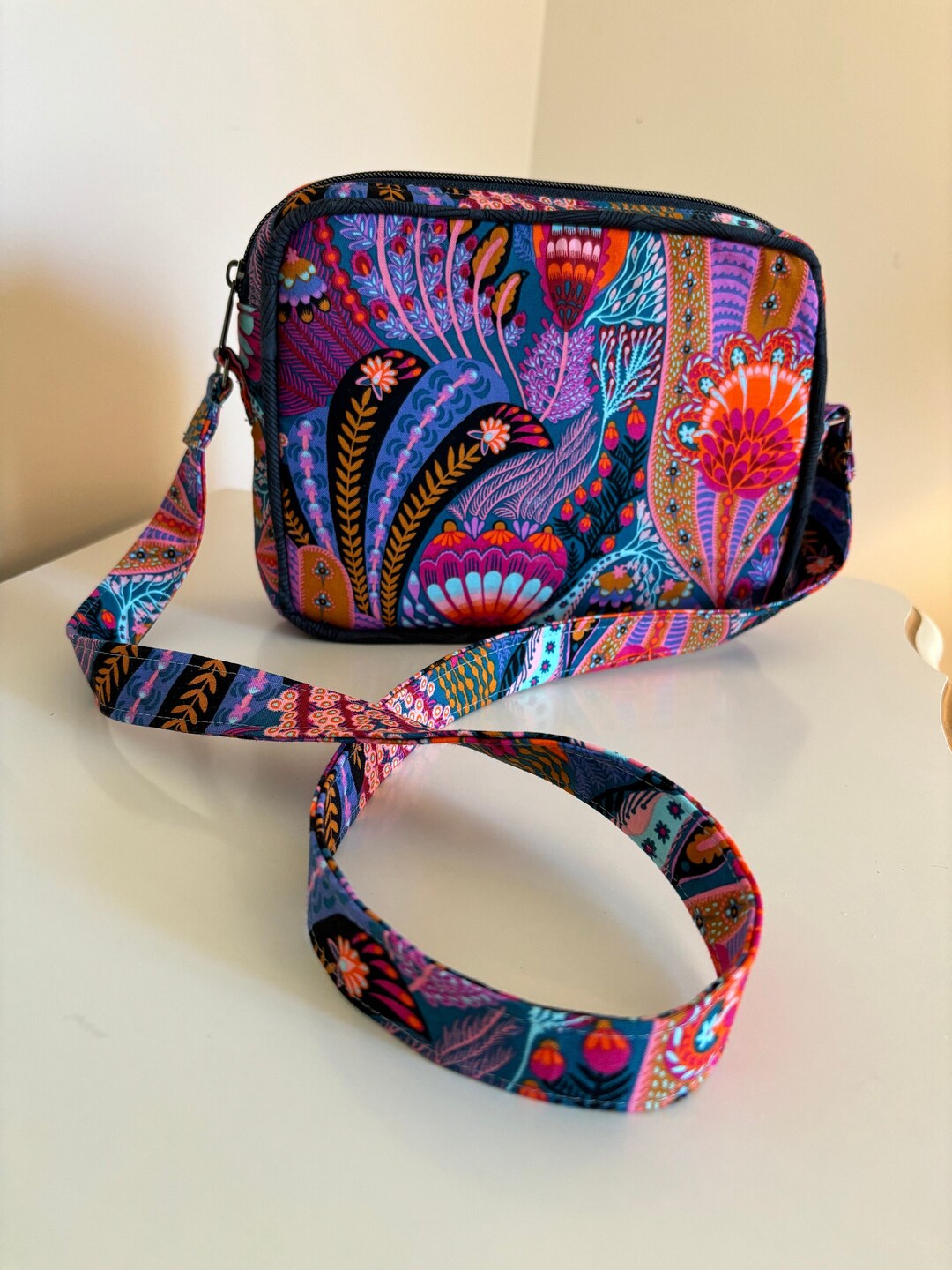 Anna Maria Horner Fabric Handmade Shoulder Bag Passport in Fuschia ...