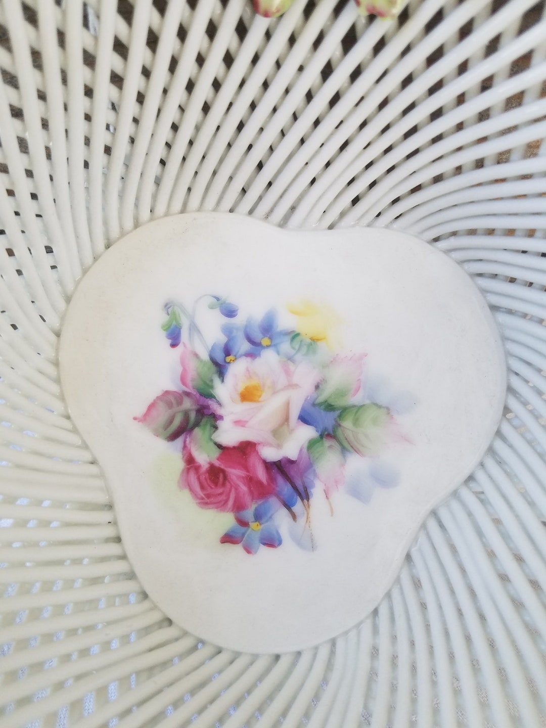 Nut/candy Set - Hand Painted China Lattice Work - Five Pieces – C.1950 ...