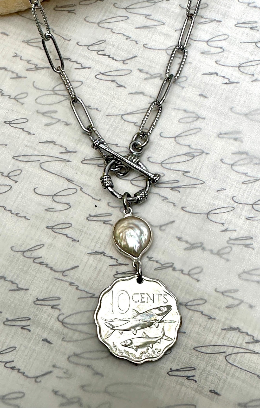 2007 Bahamas 10 Cent Coin Necklace Pendant. Bonefish. Flamingo. Blue ...