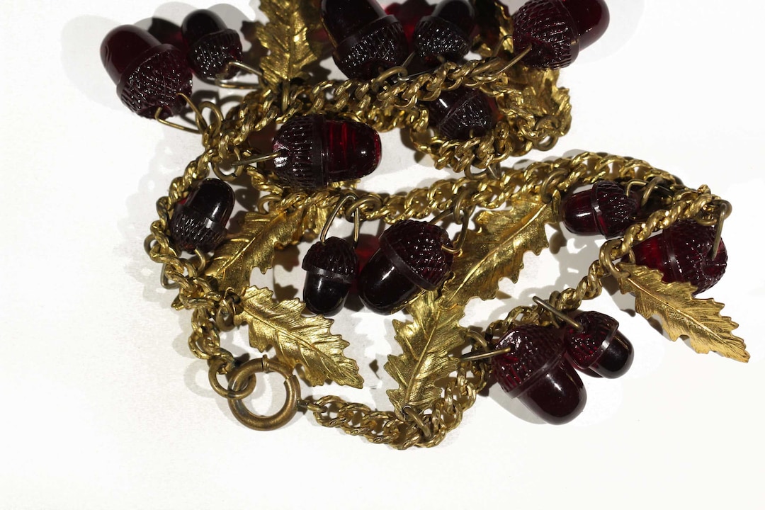 Antique Cherry Red Bakelite Style 14 Acorns and Brass or Gold Filled ...