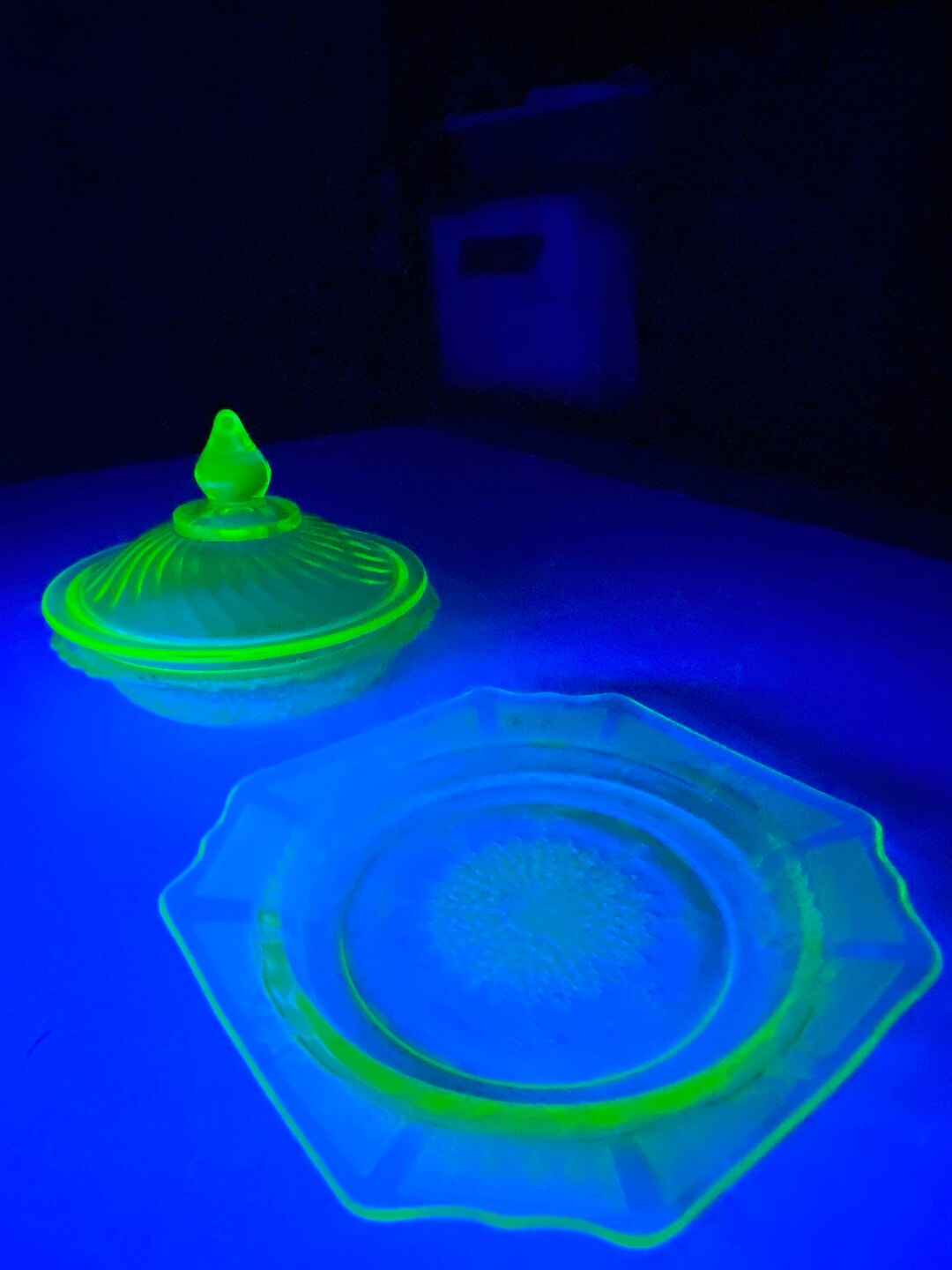 Vintage Vaseline Uranium Glass Ashtray & Bowl Set, 1920s Depression ...