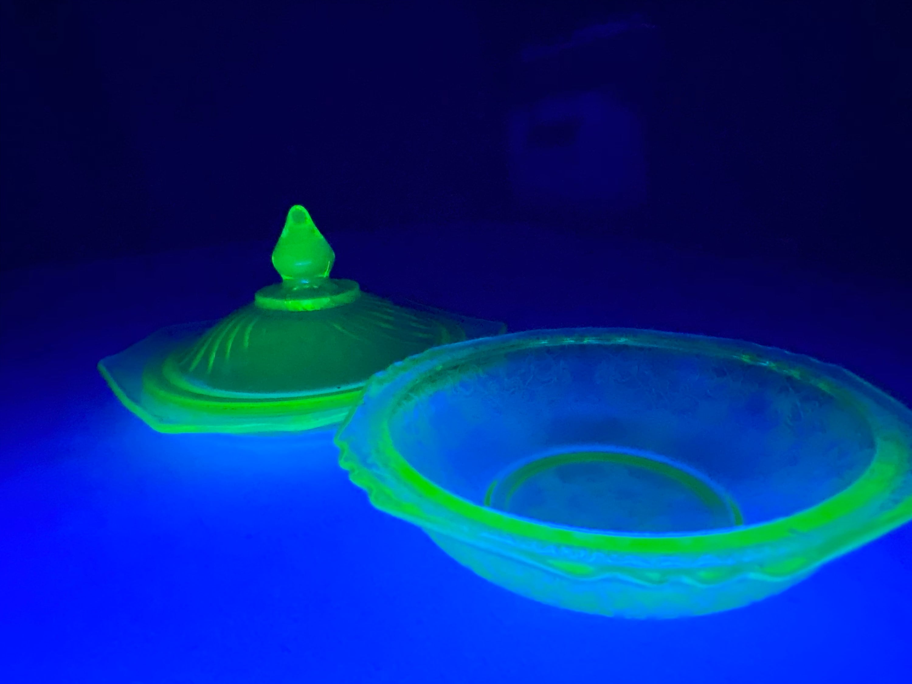 Vintage Vaseline Uranium Glass Ashtray Bowl With Swirl Top - Etsy