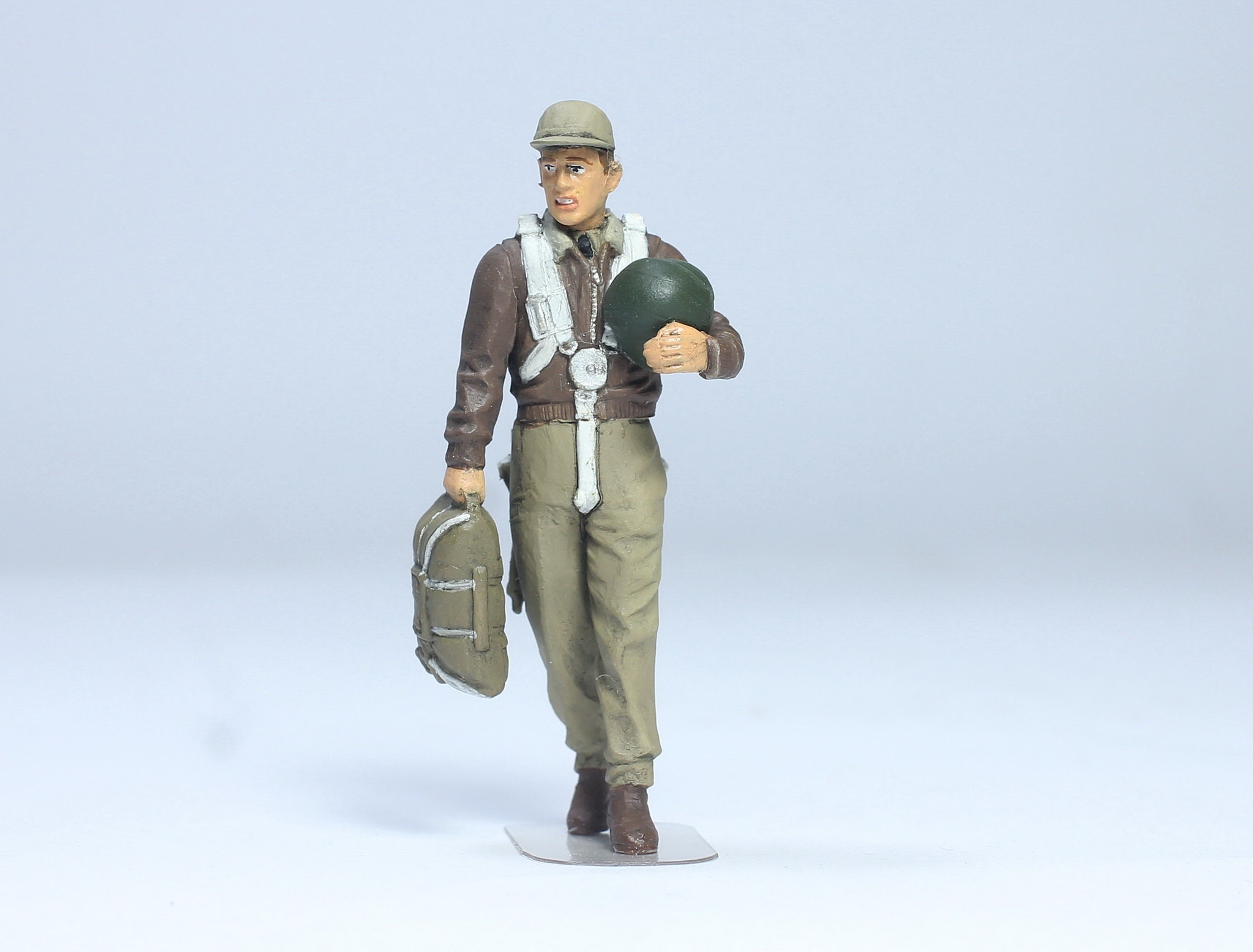 Painted Figures USAAF Bomber Pilots & Crew WWII 1:32 Scale built and ...