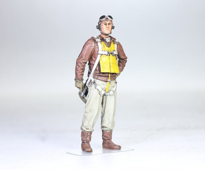 Painted Figure USAAF Pilot WWII 1:32 Scale built and Painted - Etsy