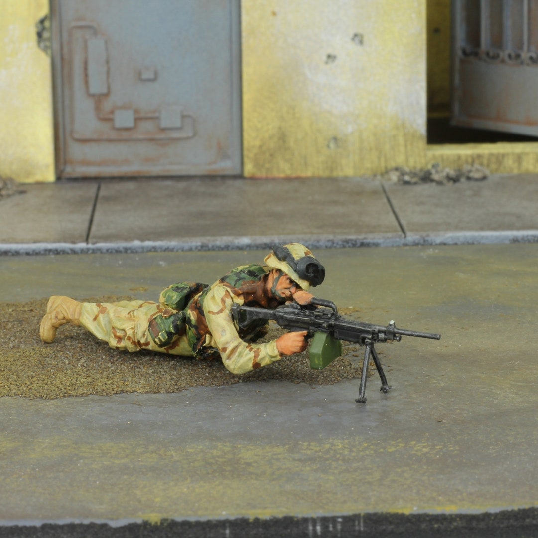 Pro-painted Figure US USMC Soldier in Battle (set 7, Base is Not ...