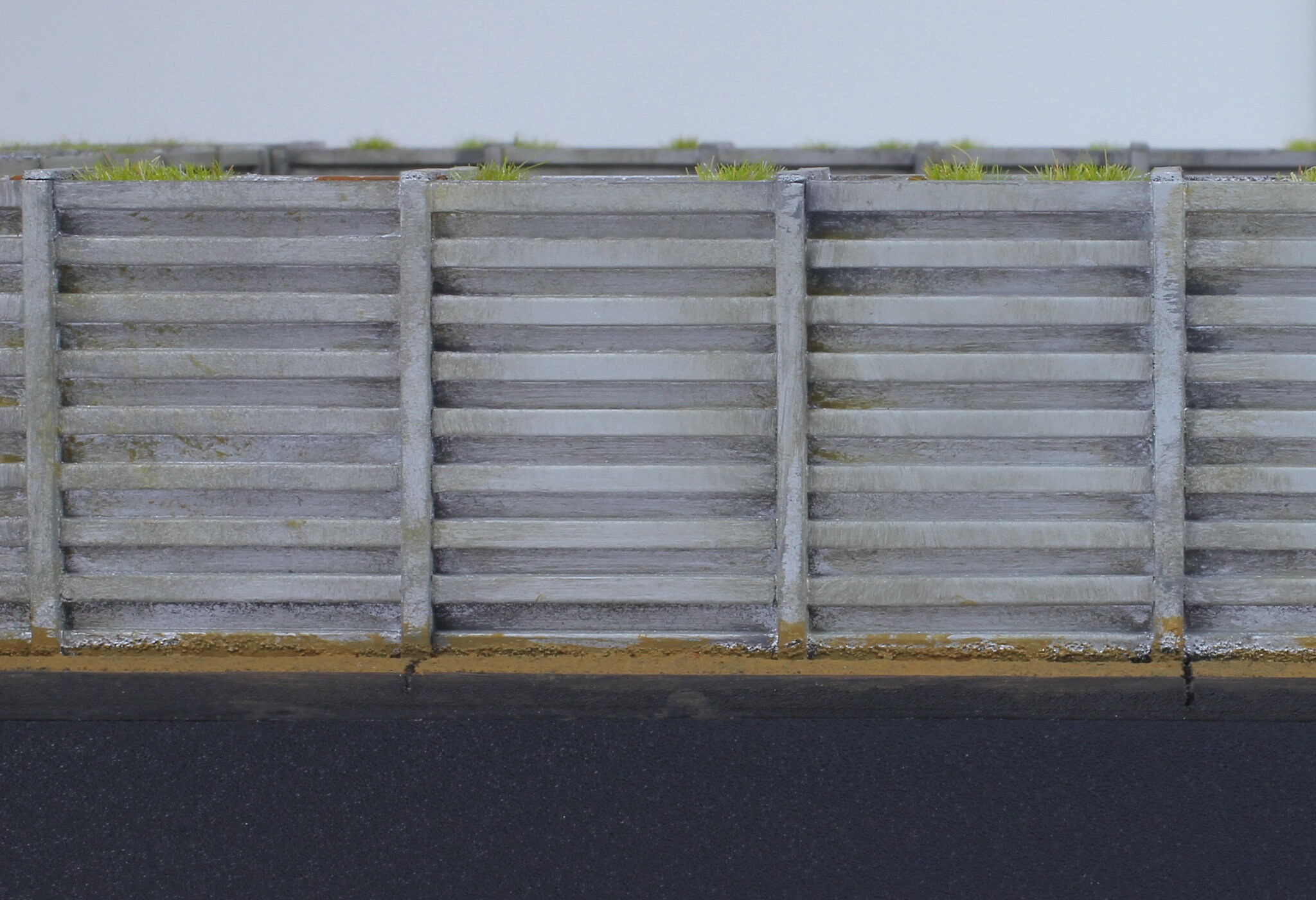 Probuilt Diorama USAF Airfield With Steel Revetment Wall Diorama ...