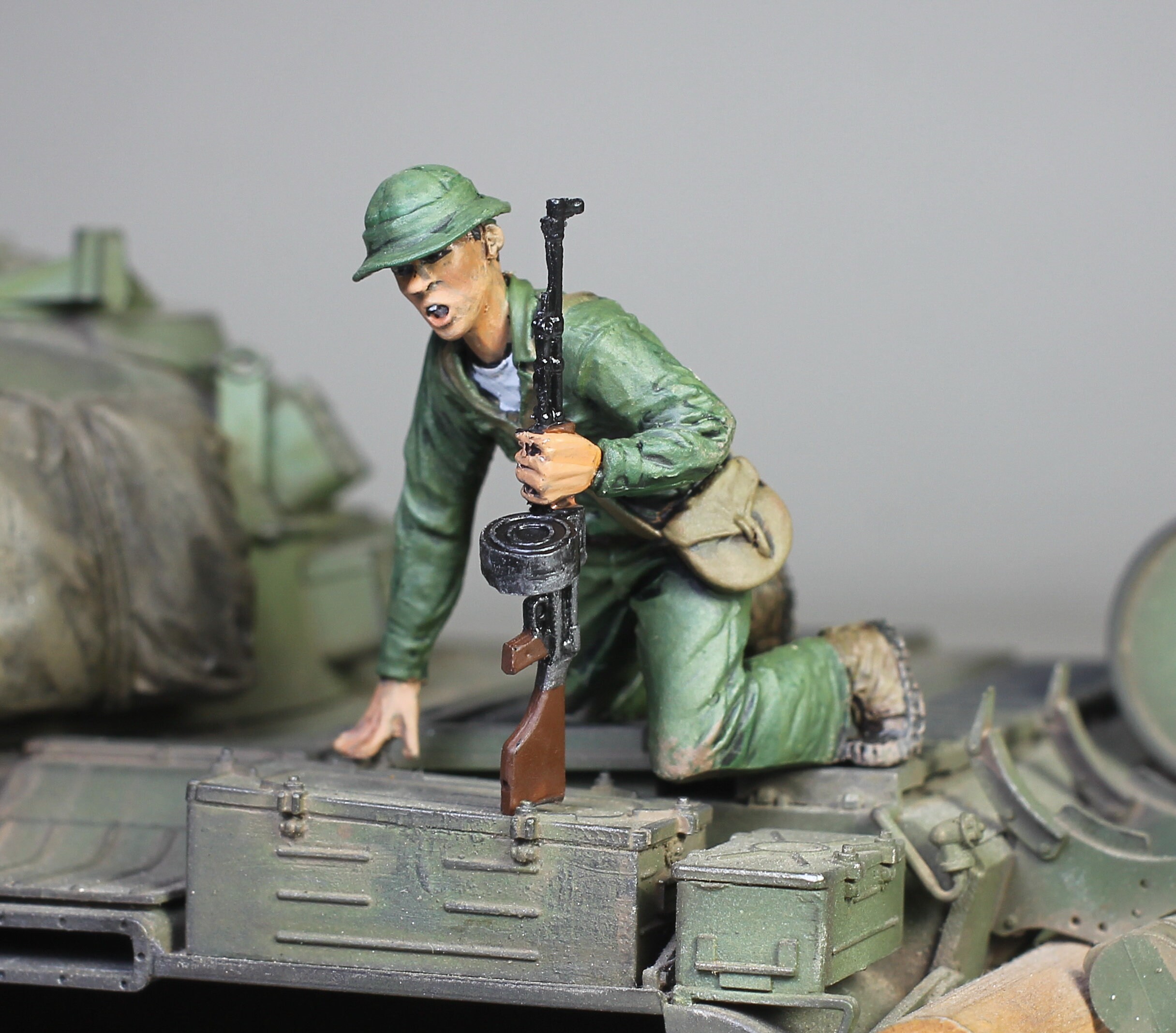 Painted Figure NVA Tank Rider Vietnam War 1:35 Scale (built and Painted ...