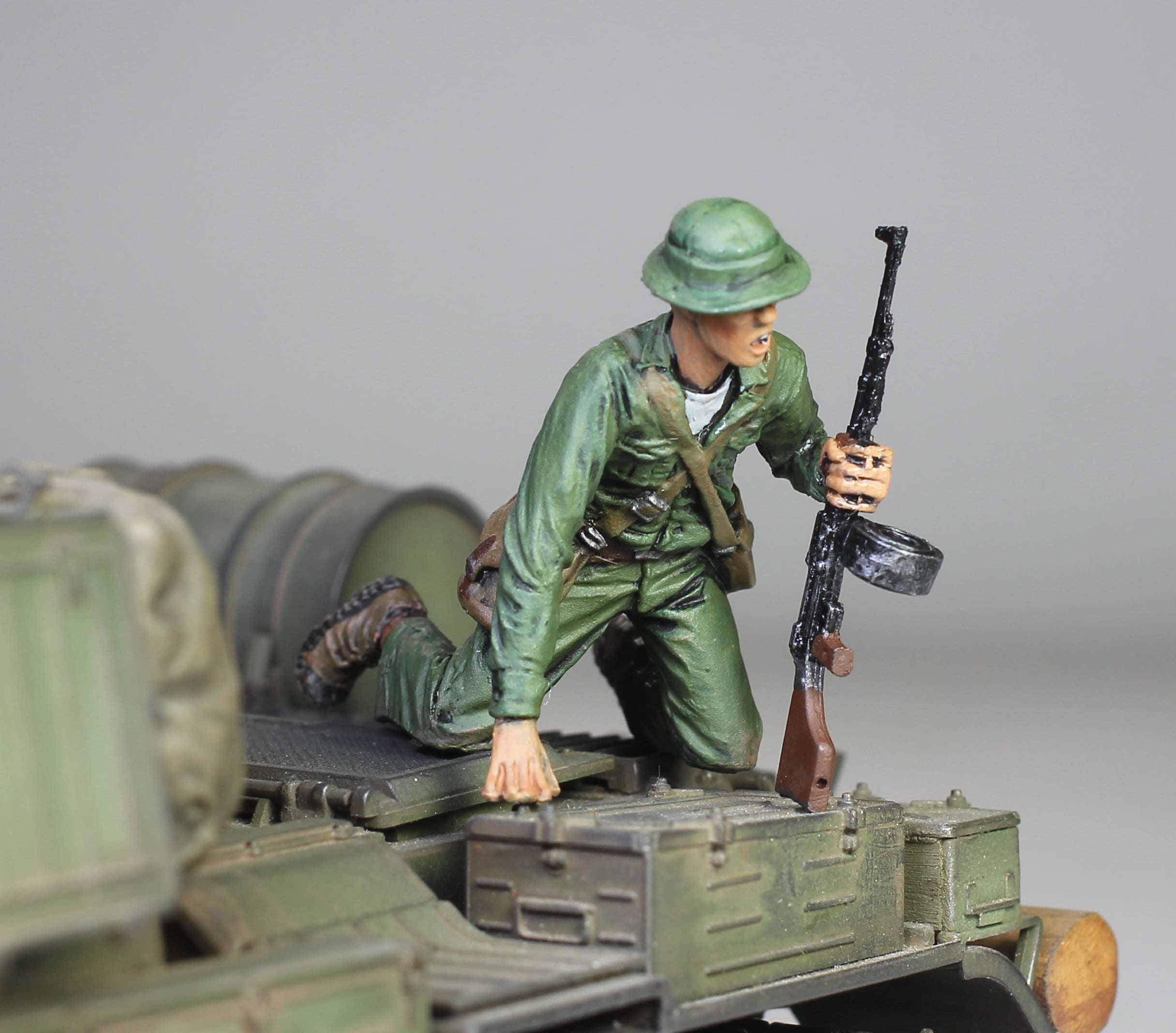 Painted Figure NVA Tank Rider Vietnam War 1:35 Scale (built and Painted ...