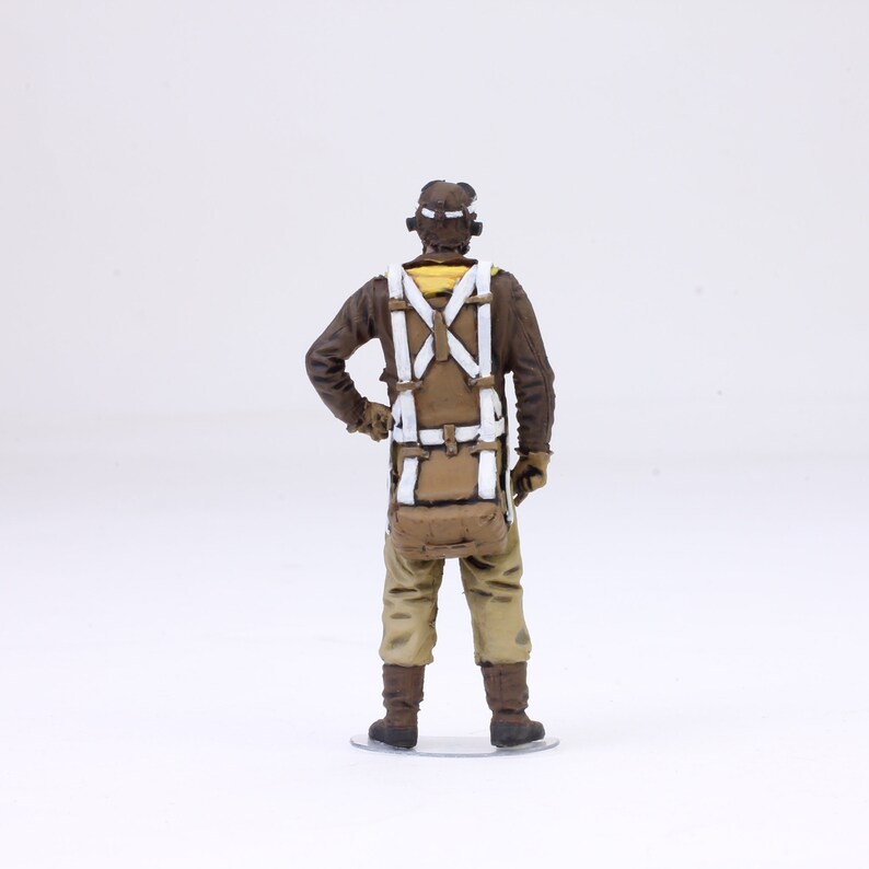 Painted Figure USAAF Pilot WWII 1:32 Scale (built and Painted by ...