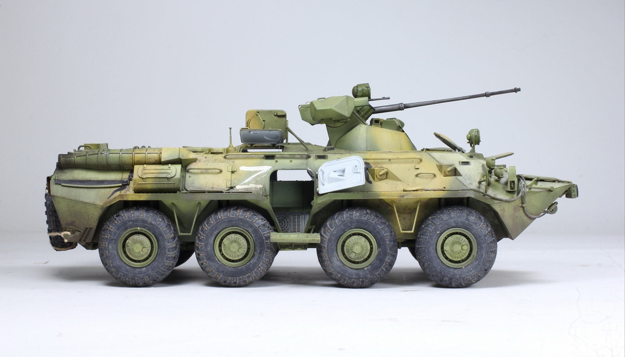 Pro Built Model Russian BTR-80A APC 1:35 built and Painted by ...