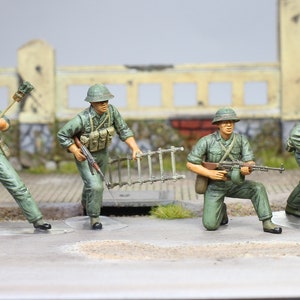 Painted Figure NVA Sappers in Fight (4 Figures) in Battle, Vietnam War ...
