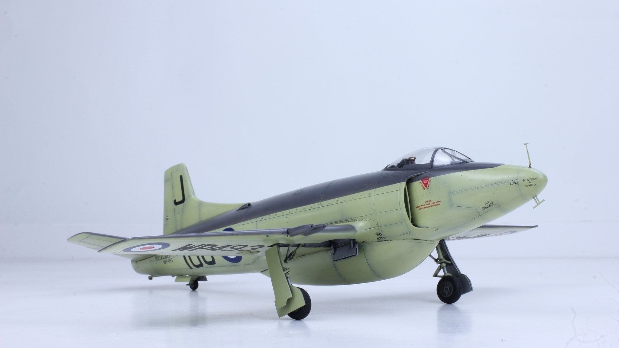 Probuilt Model Supermarine Attacker F.1 Fighter Aircraft 1:48 built and ...