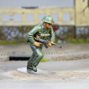 Painted Figure NVA Sappers in Fight (4 Figures) in Battle, Vietnam War ...