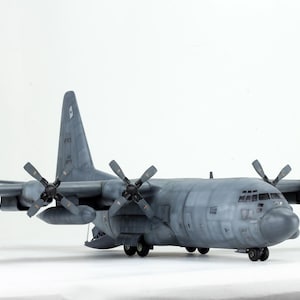 AC-130H Spectre Model: 1/72 Scale, Probuilt USAF Aircraft - Etsy