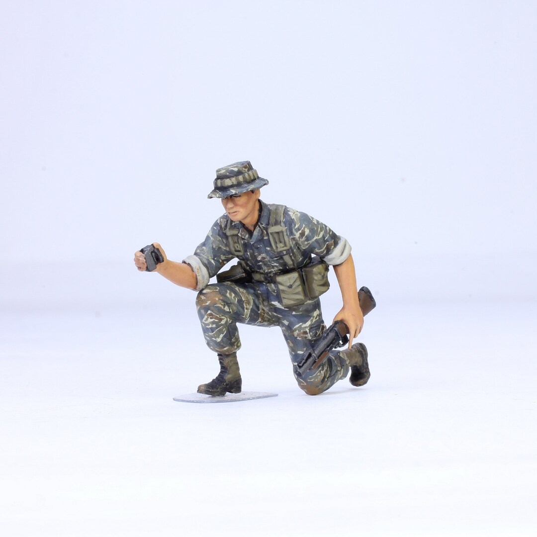 Pro-painted US Army Special Force Fighting in Vietnam War, 1:35 Scale ...