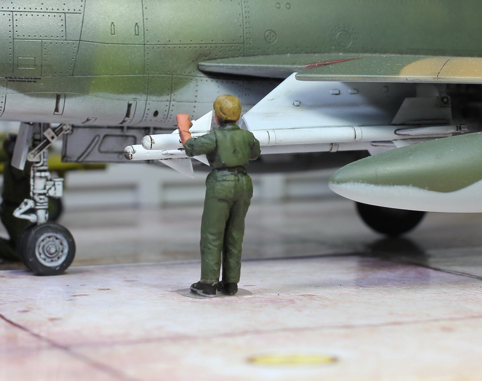 Painted figure USAF Ground Crew 1:48 Built and painted by | Etsy