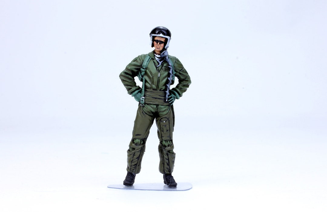 Painted Figure Modern USAF Fighter Pilot for F14 F18 A10 F22 F35 F16 1: ...