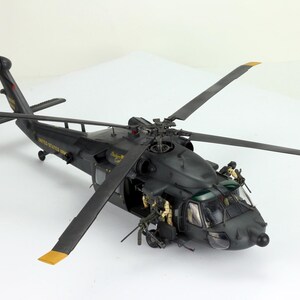 Handmade 1:35 MH-60L Black Hawk Model With Crew - Etsy