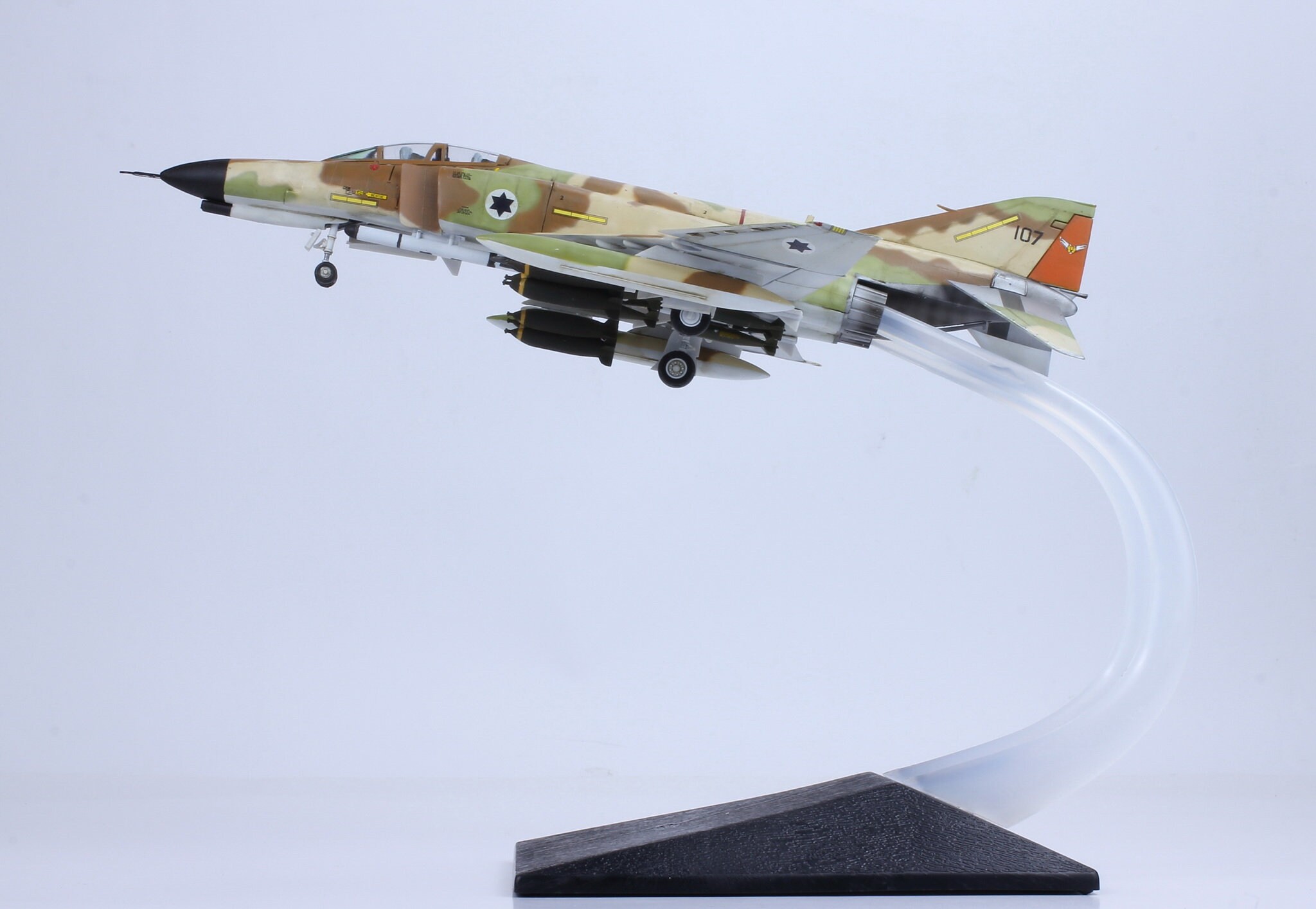 IDF F-4E Phantom /w Display Stand, Israeli Air Force 1:72 built and ...