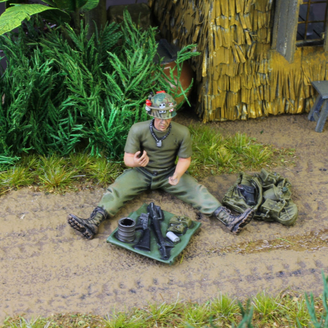 Pro-painted USMC Vietnam War Soldier Model: 1/35 Scale Resin Figure - Etsy