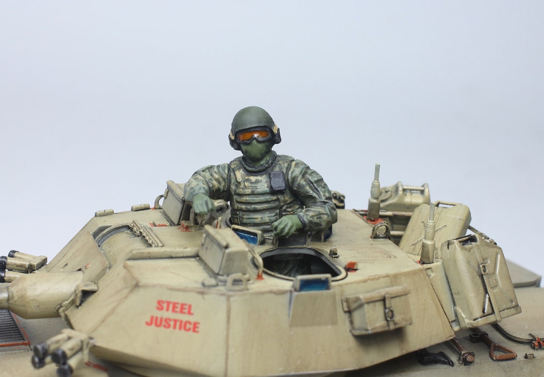 Painted Figure US Tank Crew Multicam Camouflage 1:35 Scale (built and ...