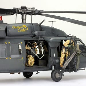 Handmade 1:35 MH-60L Black Hawk Model With Crew - Etsy
