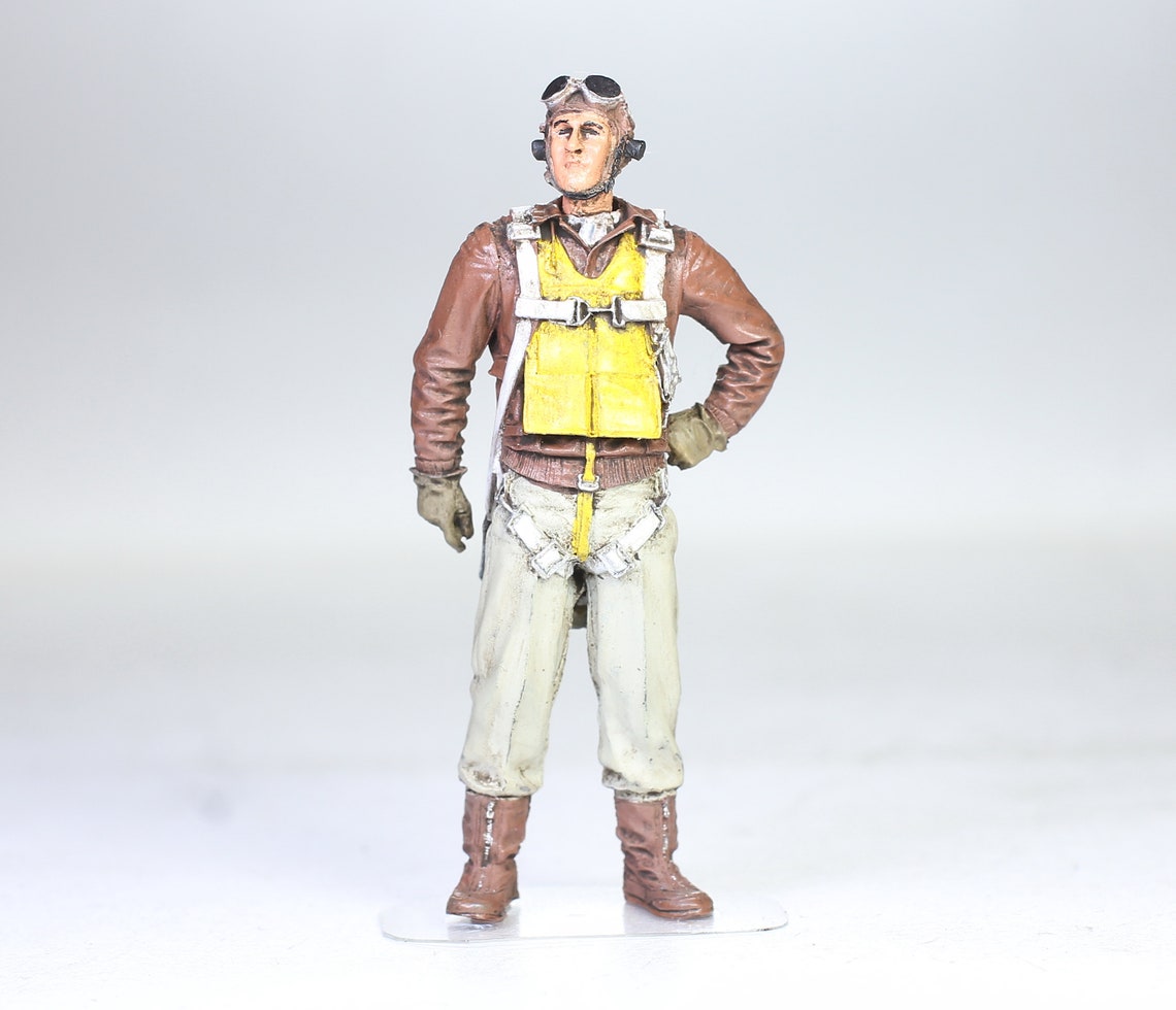 Painted Figure USAAF Pilot WWII 1:32 Scale built and Painted - Etsy