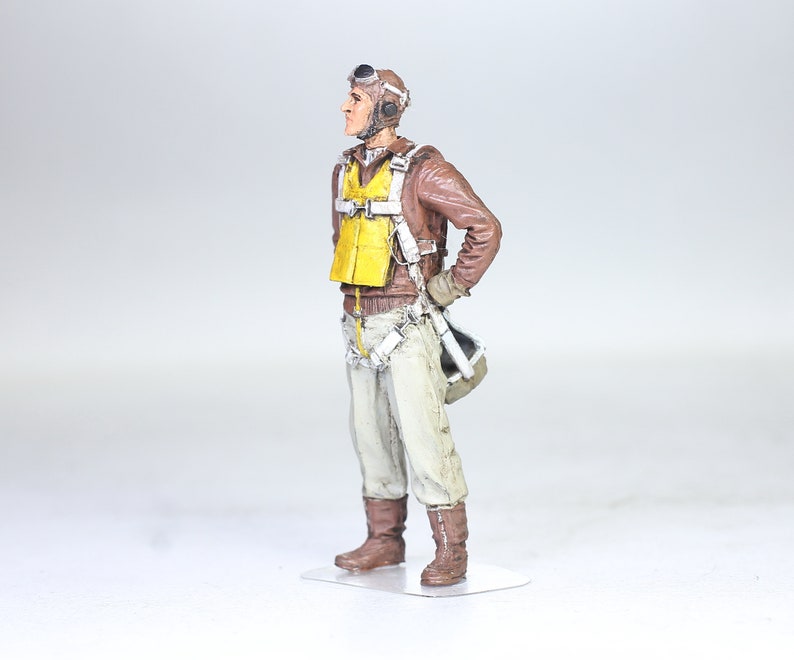 Painted Figure USAAF Pilot WWII 1:32 Scale built and Painted - Etsy