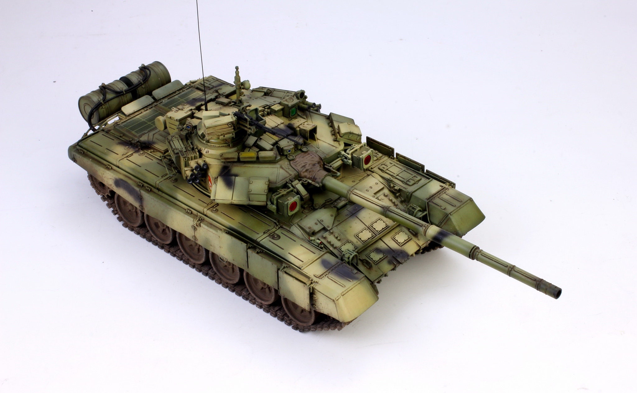 Russian T-90A MBT 1:35 Tank Model built and Painted by Professional ...