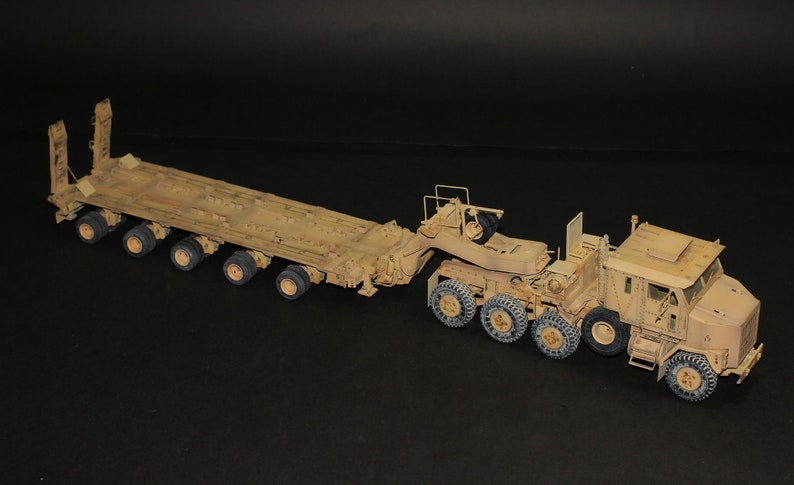 Pro Built Model US Army M1070 Truck Tractor & M1000 Heavy Equipment ...
