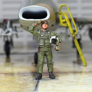 Painted Figure Modern US Navy Pilot 1:48 (built and Painted by ...