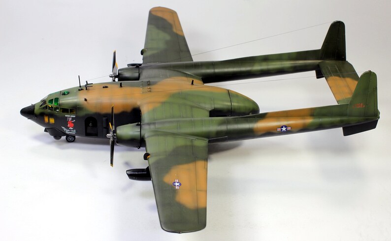 Probuilt Model USAF AC-119K Stinger Gunship in Vietnam War 1:72 built ...