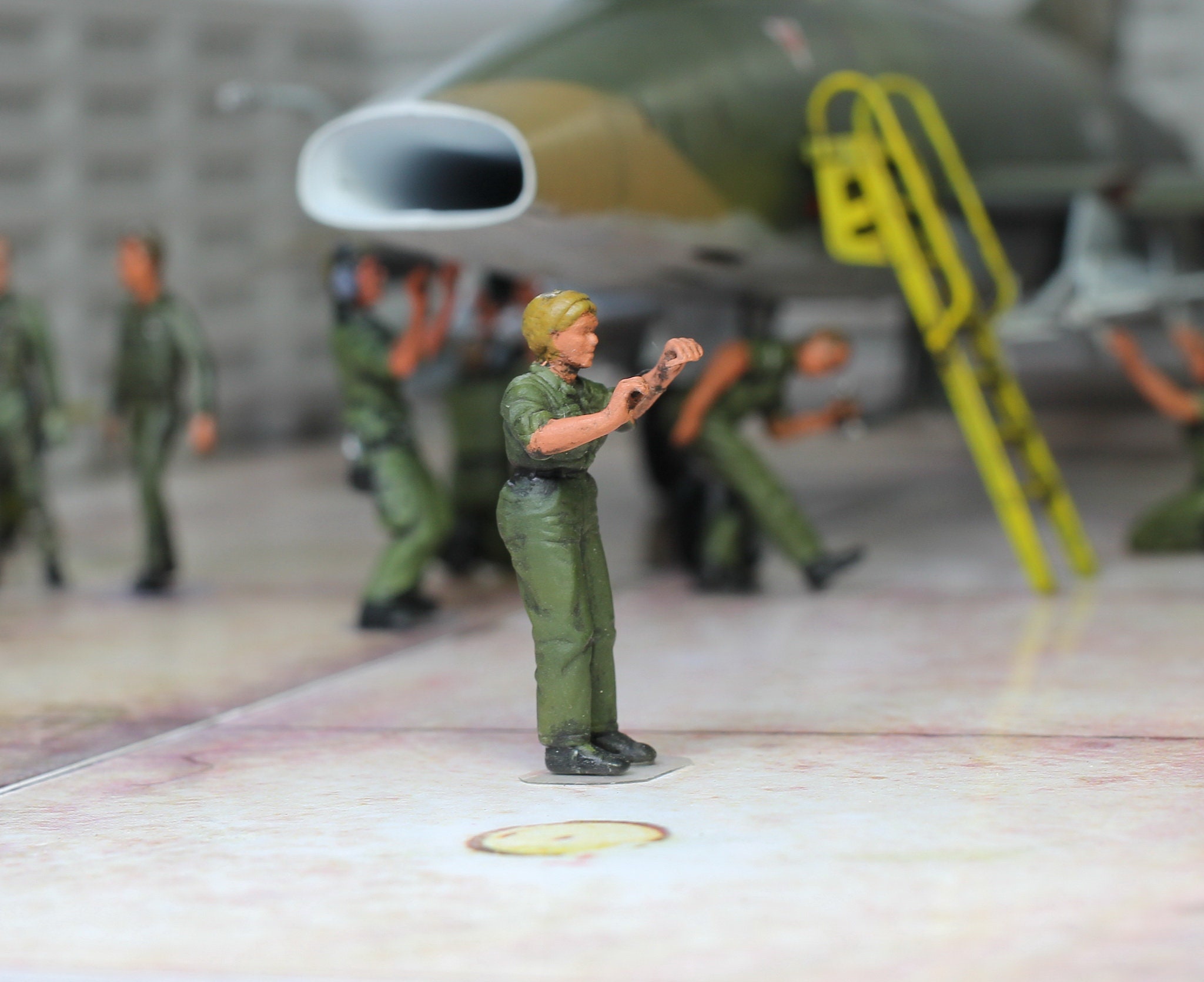 Painted Figure USAF Ground Crew 1:48 built and Painted by - Etsy