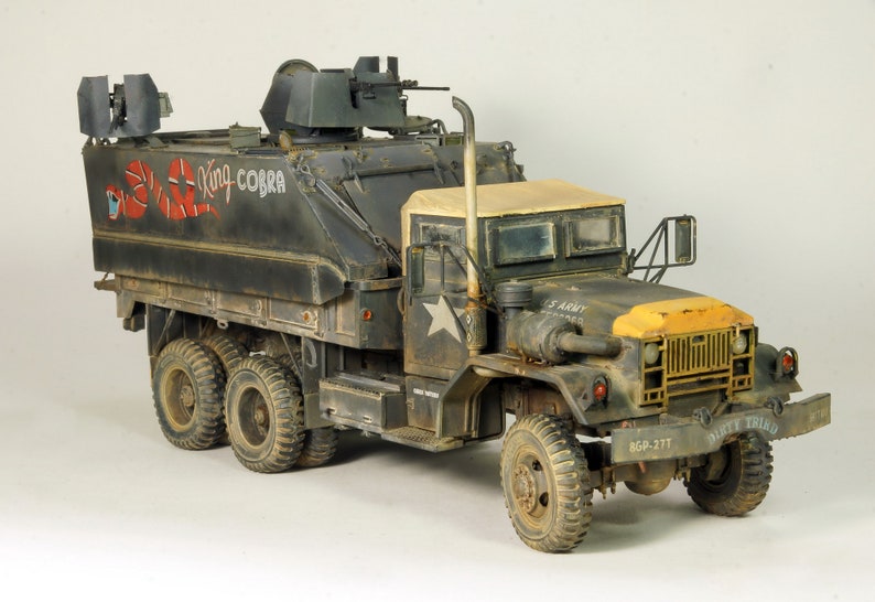 Probuilt Model US Army Gun Truck (M54 + M113) Vietnam War 1:35 (built ...