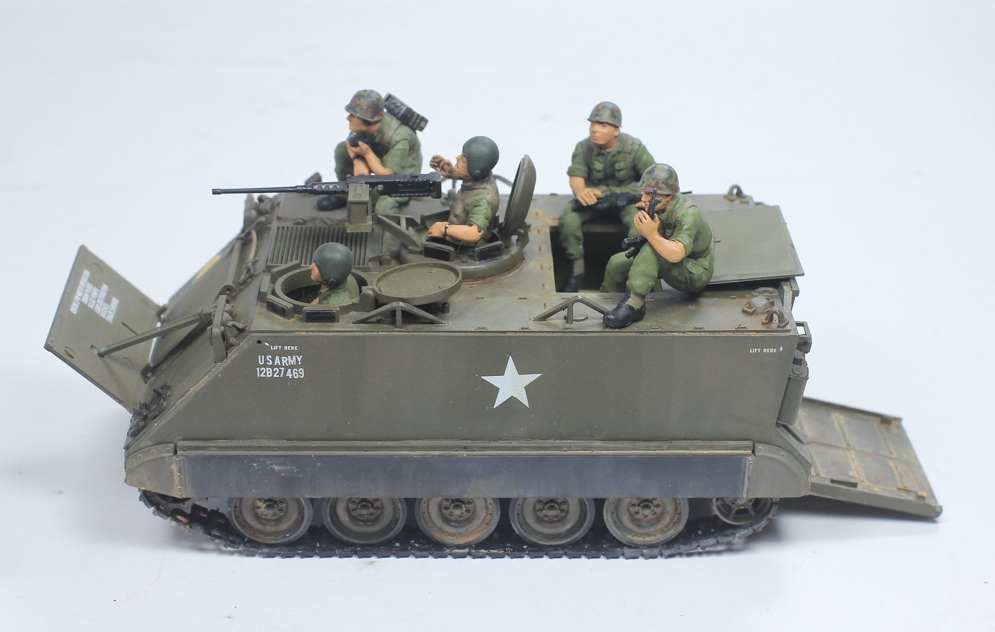 US M113A1 APC /w 05 Crews interior Detail Vietnam War 1:35 built and ...
