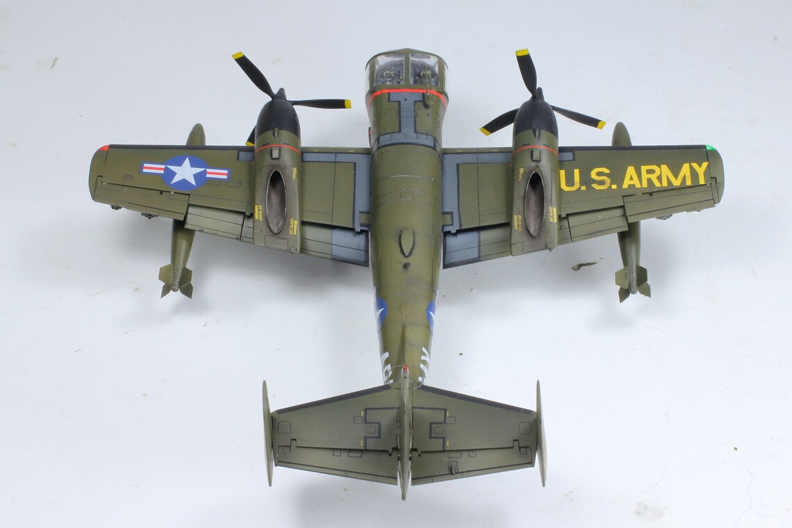 Probuilt Model US Army OV-1A Mohawk in Vietnam War 1/72 built - Etsy