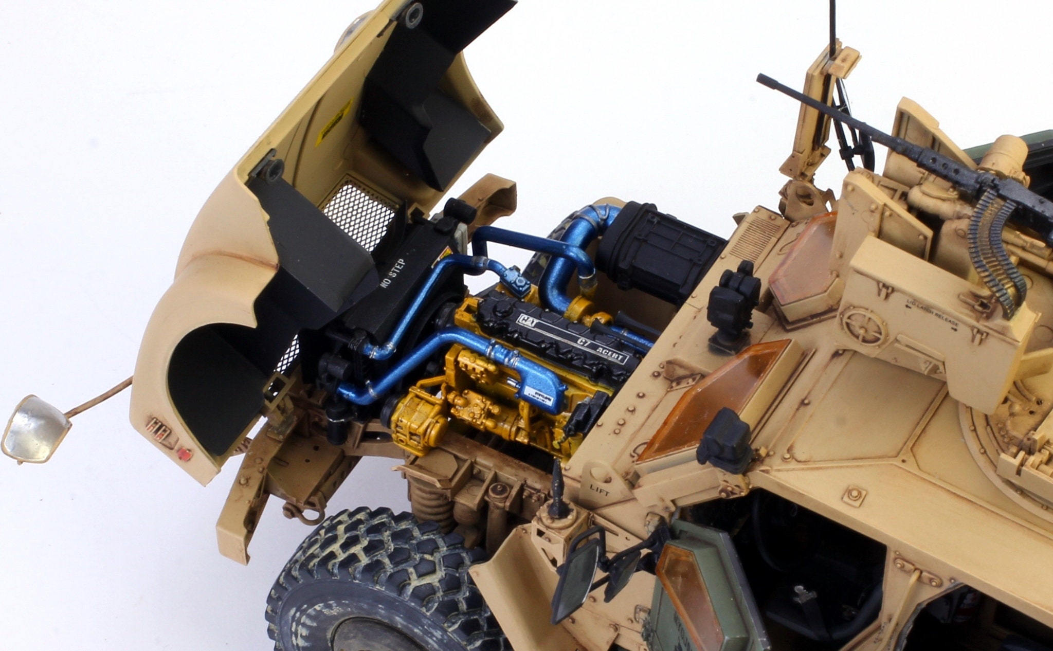Probuilt Model 1:35 US Army M1240A1 M-ATV Modern Warfare (interior ...