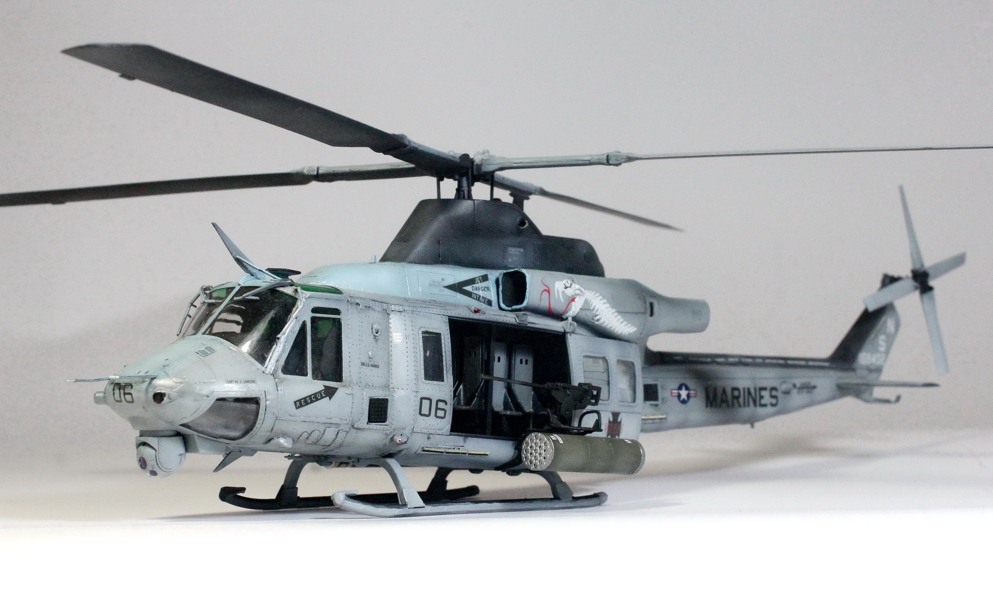 Handmade USMC UH-1Y Venom Model Helicopter 1:48 Scale - Etsy