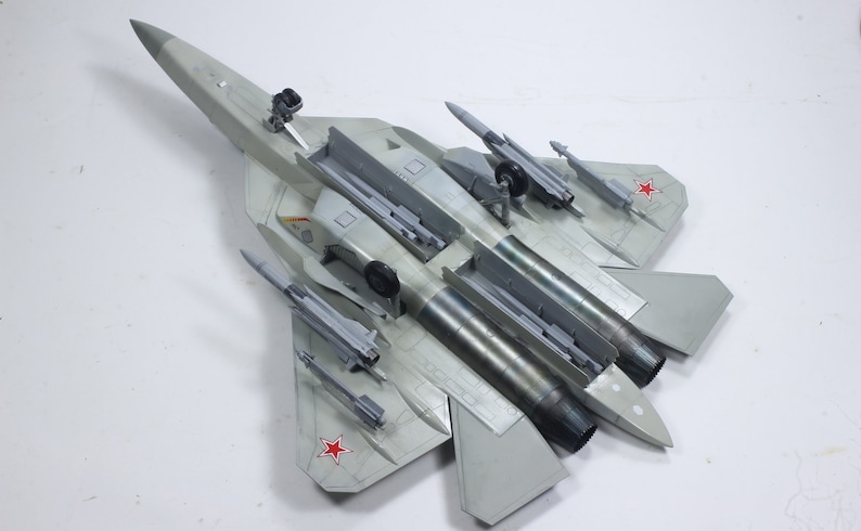 Pre-order Russian SU-57 Felon Modern War 1:48 built and Painted by ...