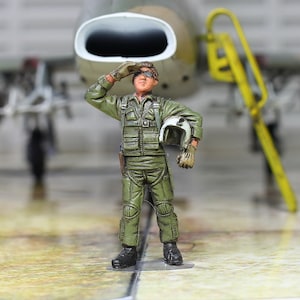 Painted Figure Modern US Navy Pilot 1:48 (built and Painted by ...