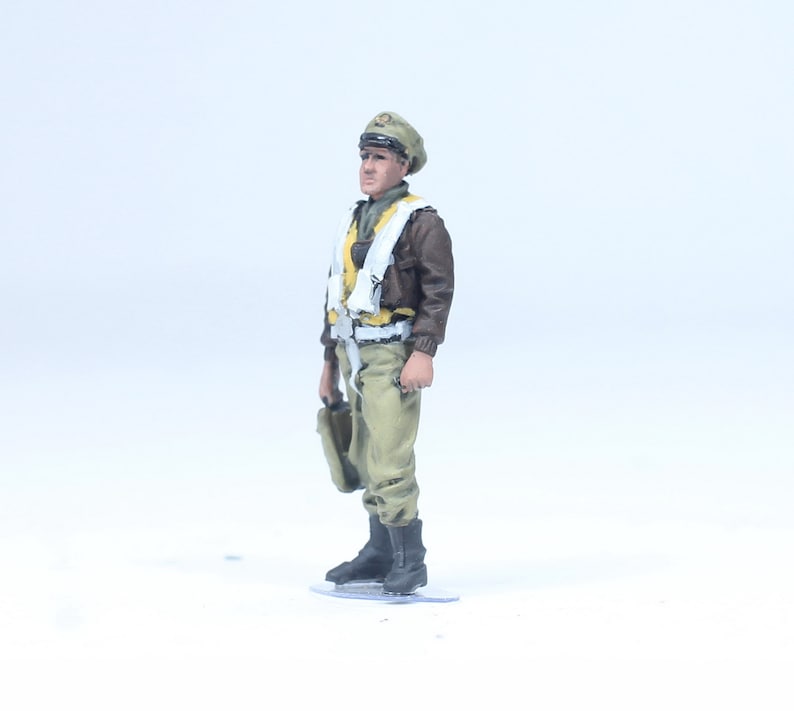 Painted Figure USAAF Pilot WWII 1:48 (built and Painted by Professional ...