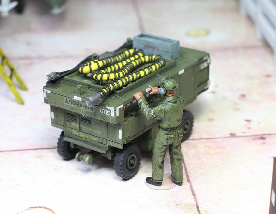 Pro Built USAF Generator Set /w Crew for Aircraft in Airbase - Etsy