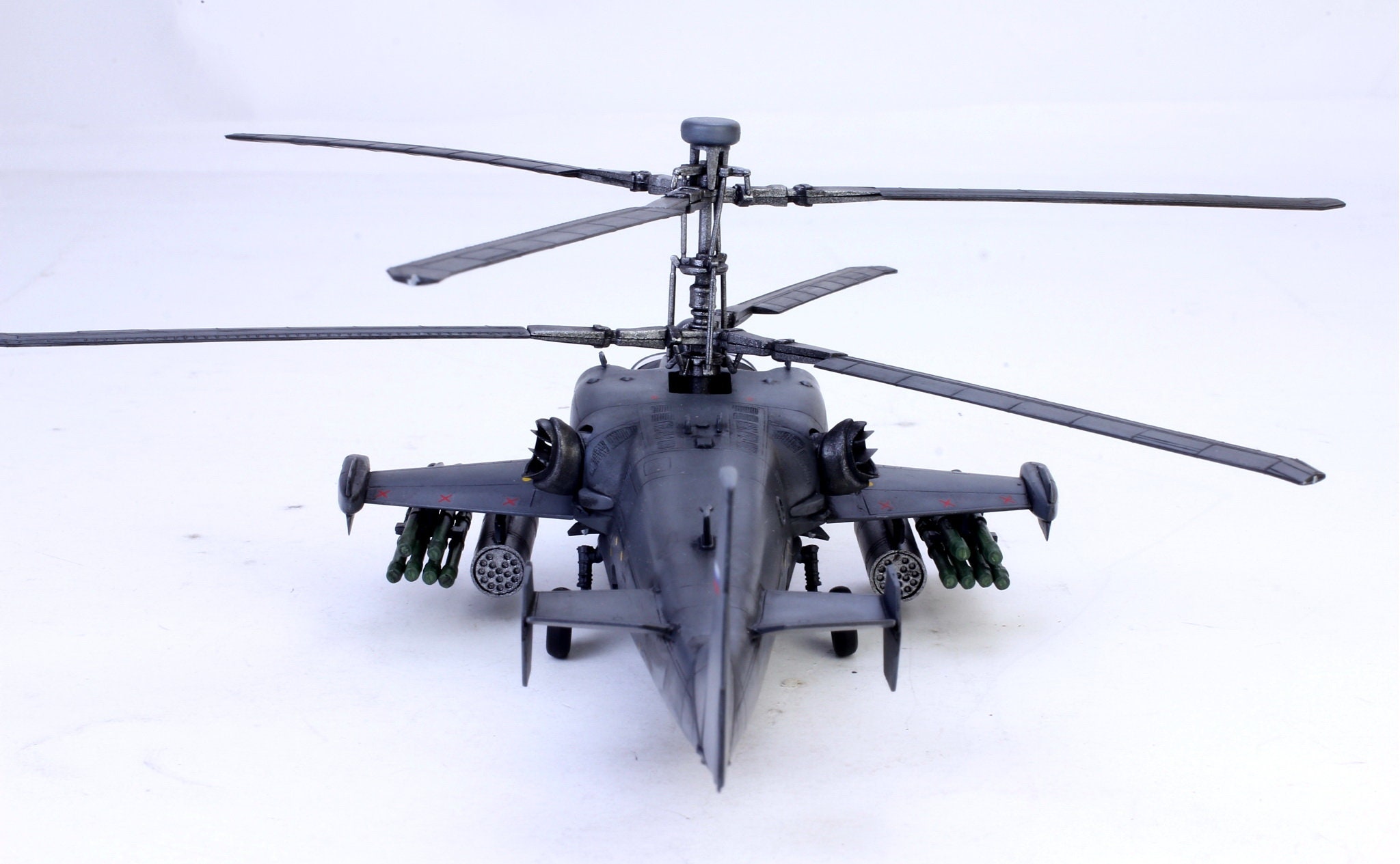 Kamov Alligator Ka-52 Russian Attack Gunship Helicopter 1:72 Pro Built ...