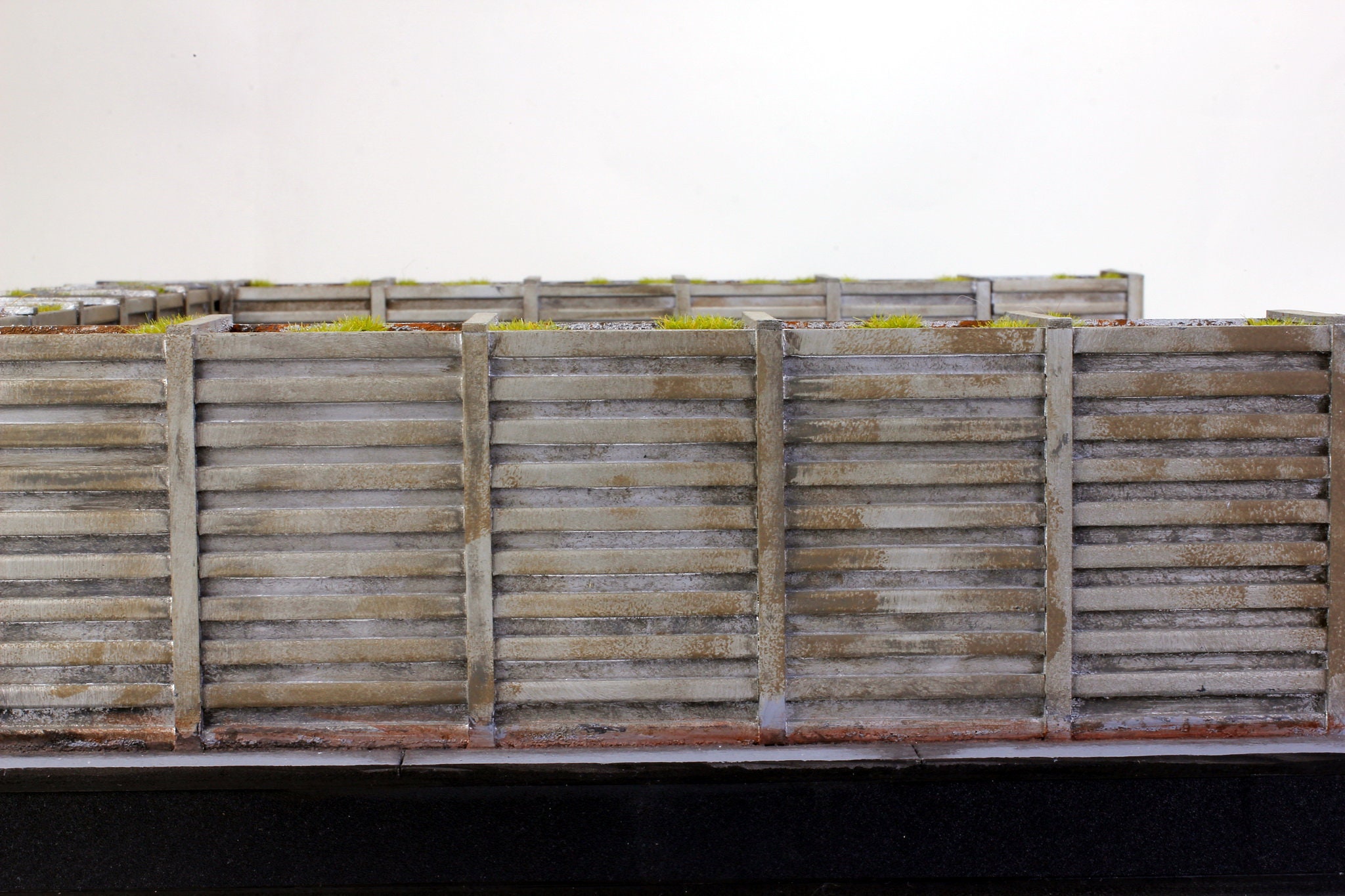 Probuilt Diorama USAF Airfield With Steel Revetment Wall Diorama ...