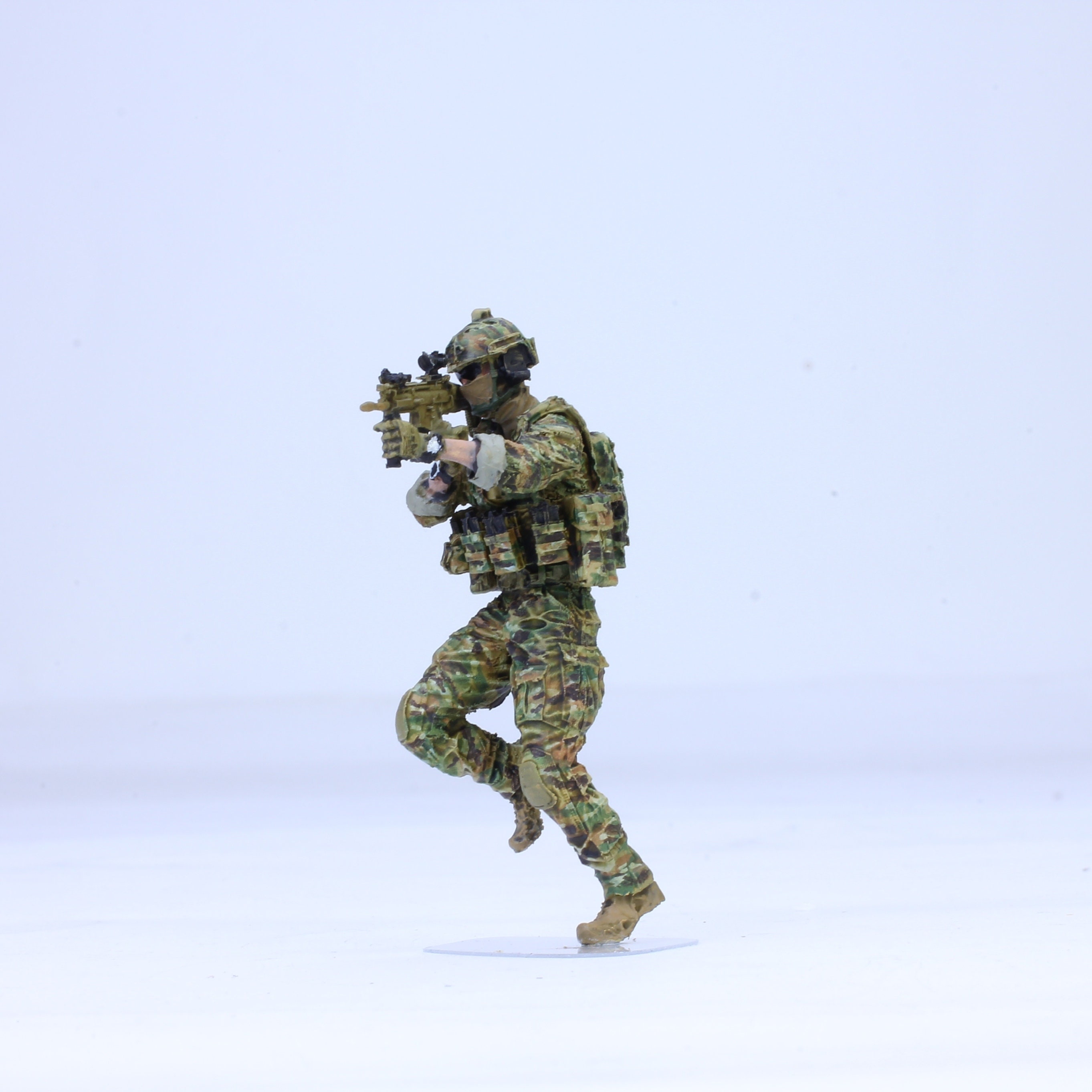Figura Pintada US Navy Seal Special Force con uniforme de camuflaje ...