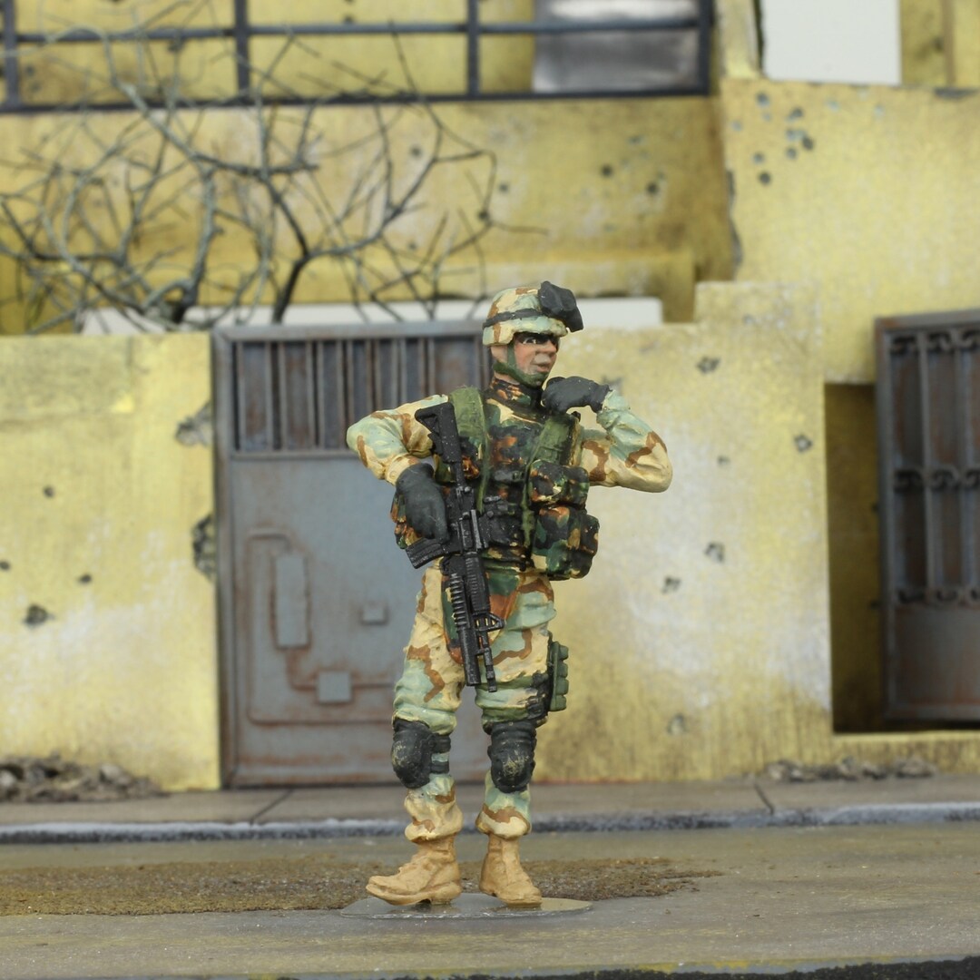 Pro-painted Figure US USMC Soldier in Battle (set 2, Base is Not ...
