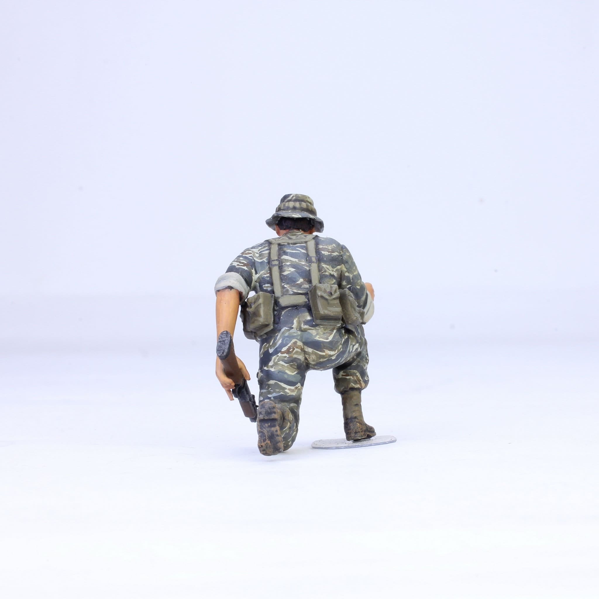 Pro-painted US Army Special Force Fighting in Vietnam War, 1:35 Scale ...