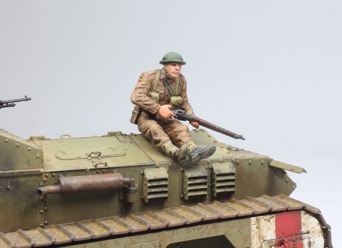 Painted Figures British Tank Riders 05 Figures WWII 1:35 Scale built ...