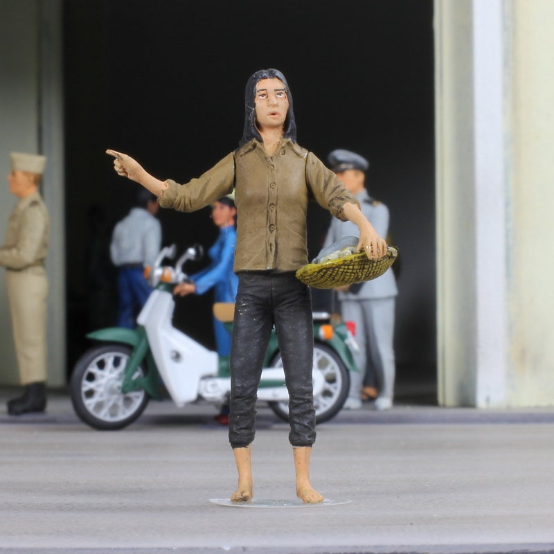 1/35 Scale Female - Etsy