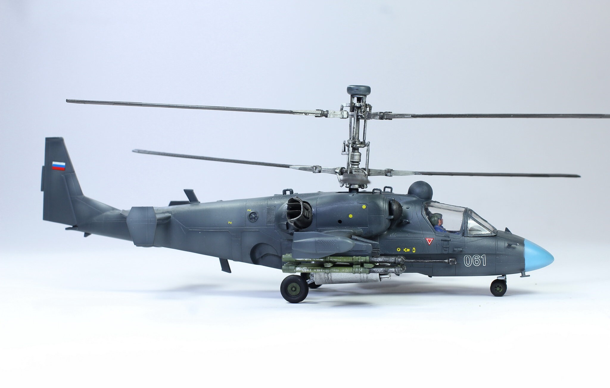 Kamov Alligator Ka-52 Russian Attack Gunship Helicopter 1:72 - Etsy
